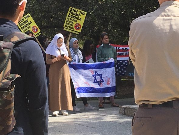 Anti-Israel Rally at U. Illinois: “No Zionists, no KKK, resisting ...